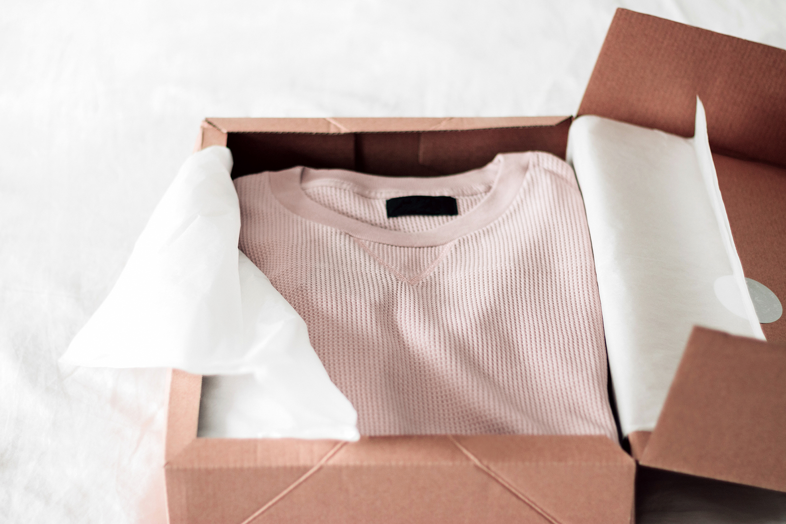 How to Overcome Stockouts and Overstocks with Efficient Warehousing ...